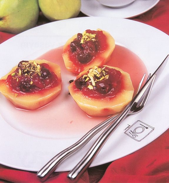 Vişneli Ayva Tatlısı Tarifi / ne pişirsem?